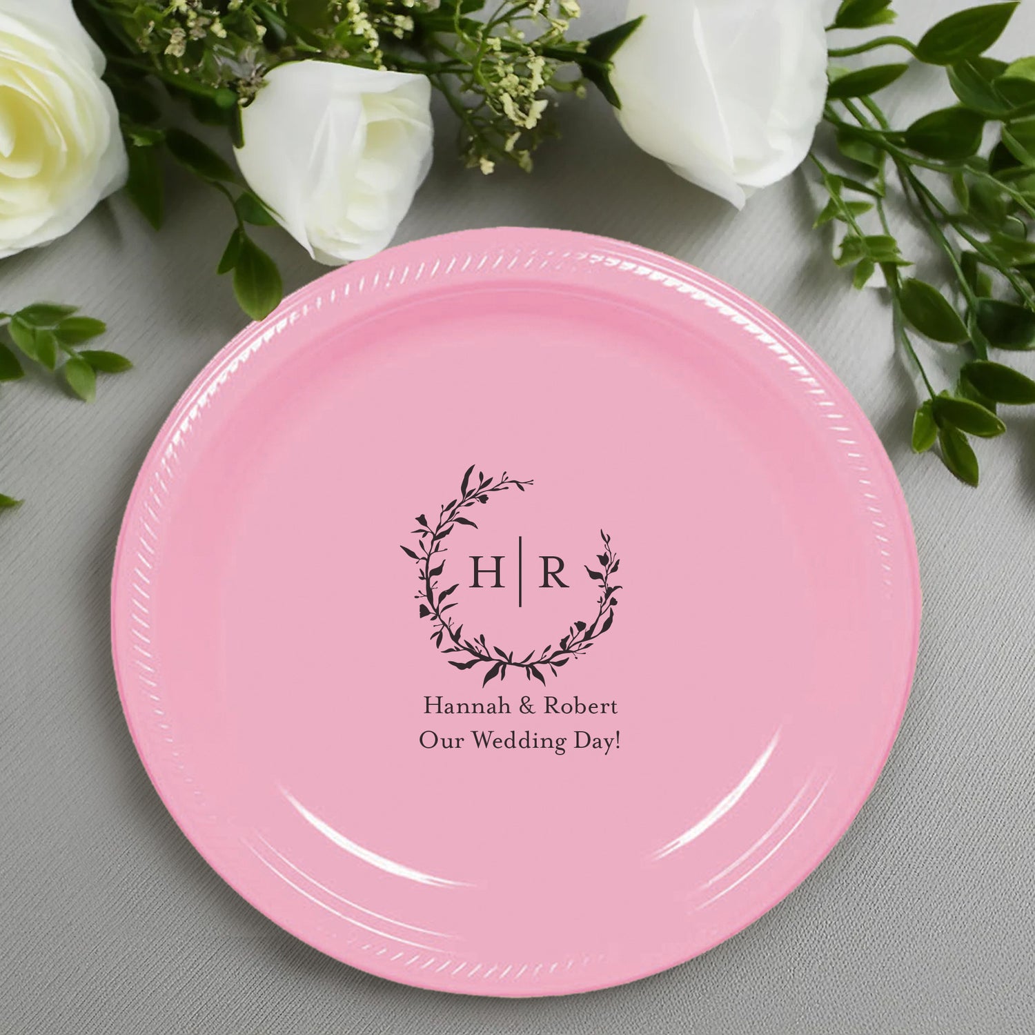 Personalized 7" Plastic Round Wedding Plates | My Wedding Favors MWF